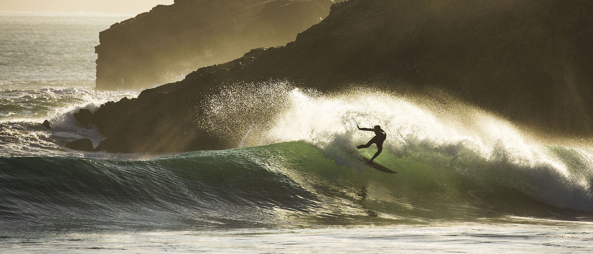 Perfekte Wellen in Ericeira - Portugal | PURE Surfcamps
