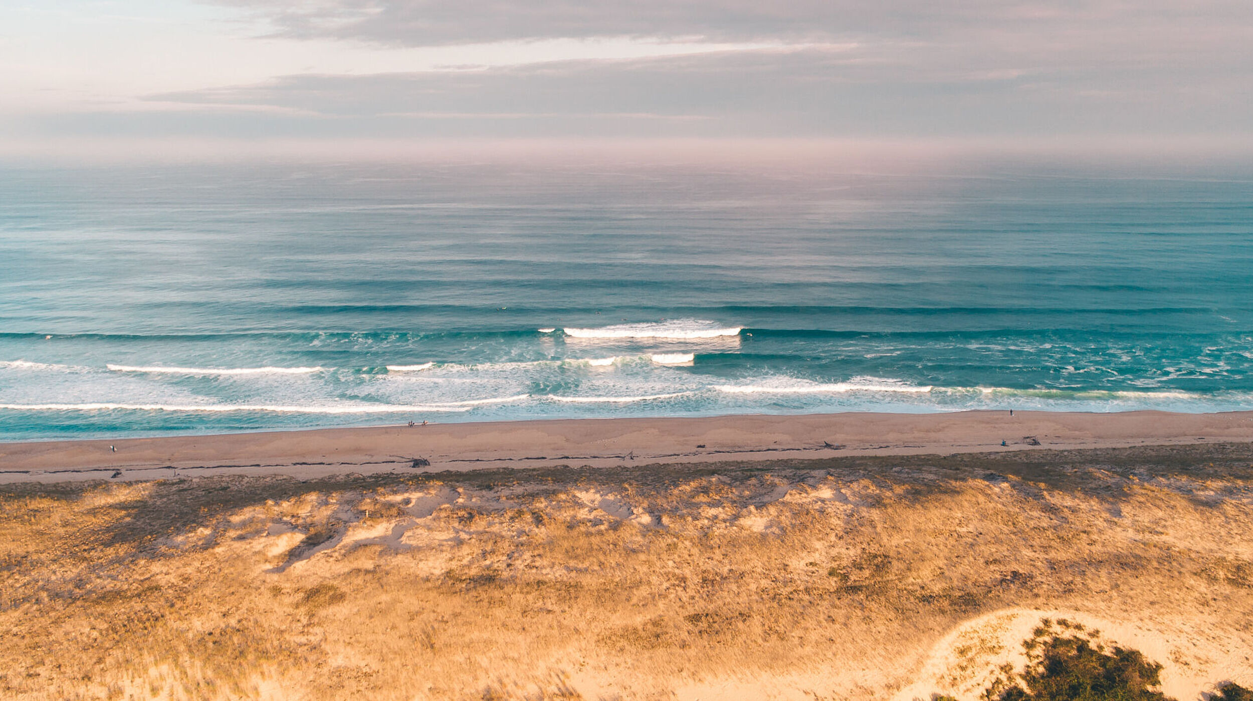 Das Pure Surf Team in Frankreich | PURE Surfcamps