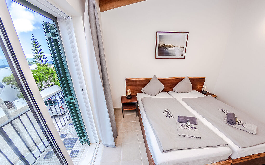 Surflodge Portugal im Herzen der Algarve | PURE Surfcamps